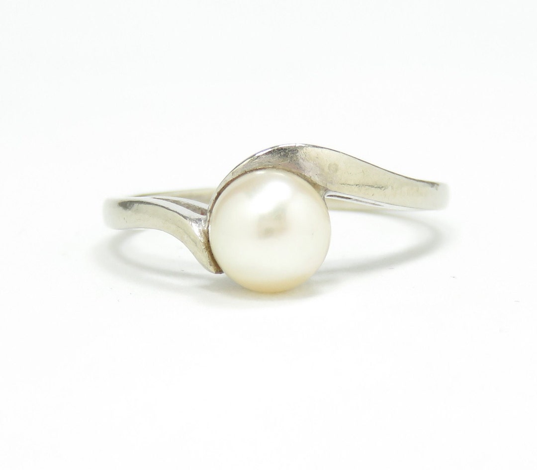 Vintage 10k Gold Pearl Bypass Ring; Vintage Pearl Ring; White Gemstone ...