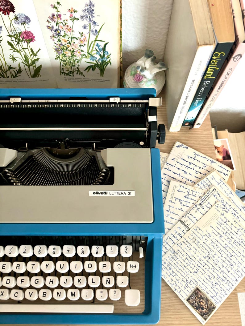 Olivetti Typewriter - Etsy