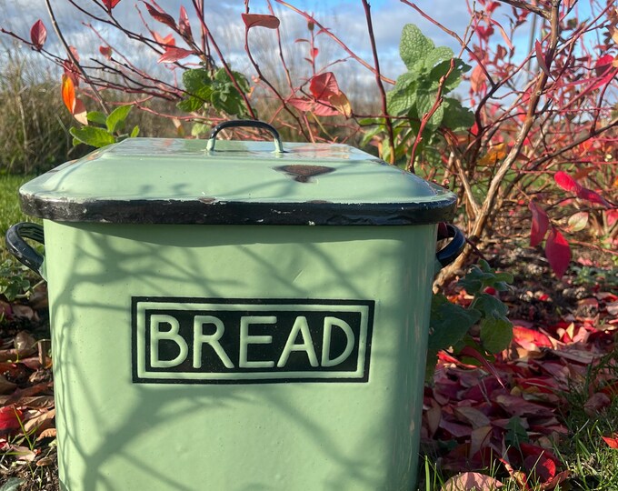 Vintage Enamel Bread Box, Rare Pastel Green Vintage Enamel Bread Box ...
