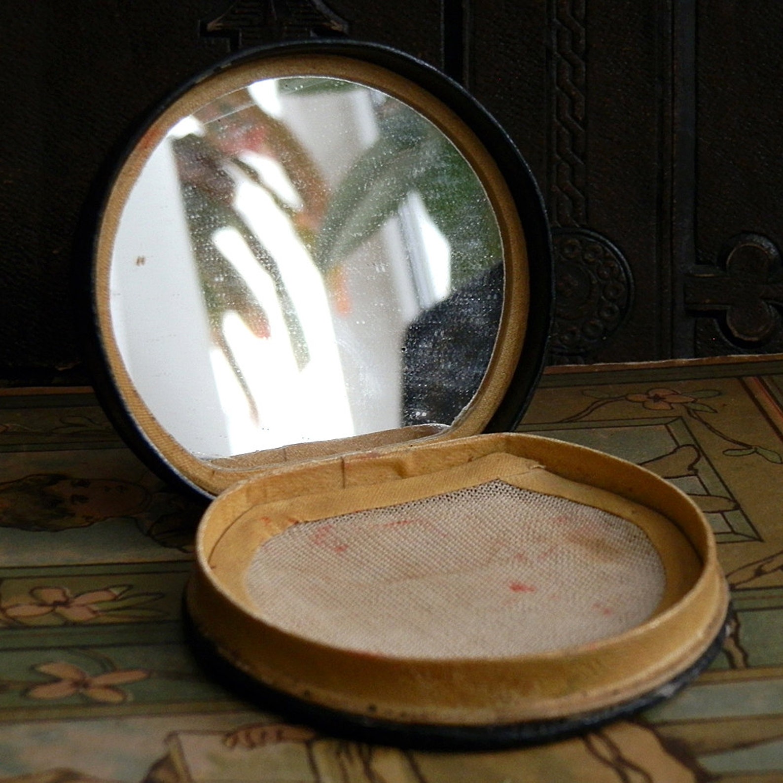 Vintage Leather Makeup Compact Mirror Home Decor - Etsy