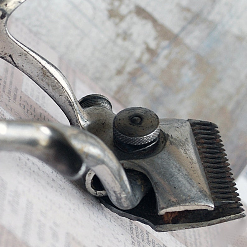 Antique Barber Hair Clippers... Home Decor... Mar 10 | Etsy