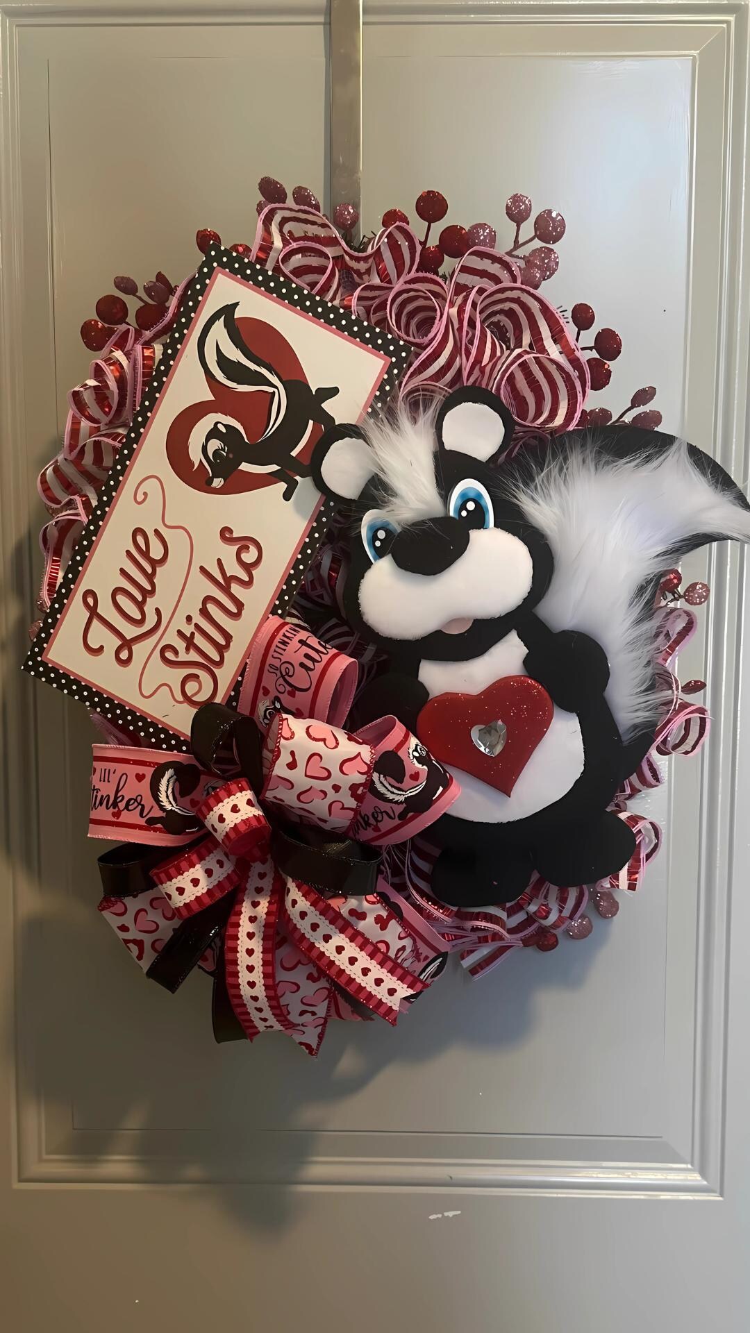 Valentine's Day Wreath | Love Stinks Pepe Le Pew Theme | Skunk Decor ...