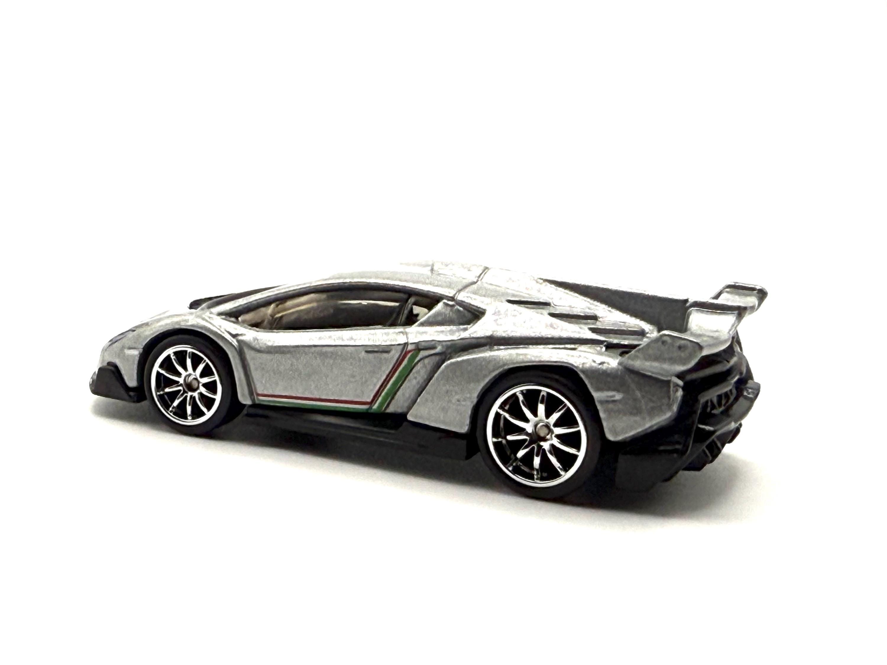 CUSTOM Hot Wheels Lamborghini Veneno Silver Wheel Swap With Real Riders ...