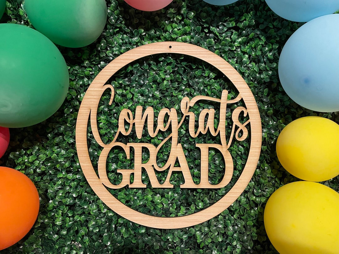 Congrats Grad Circle Frame Sign Grad 18 Inch Circle Frame Unfinished 5 ...