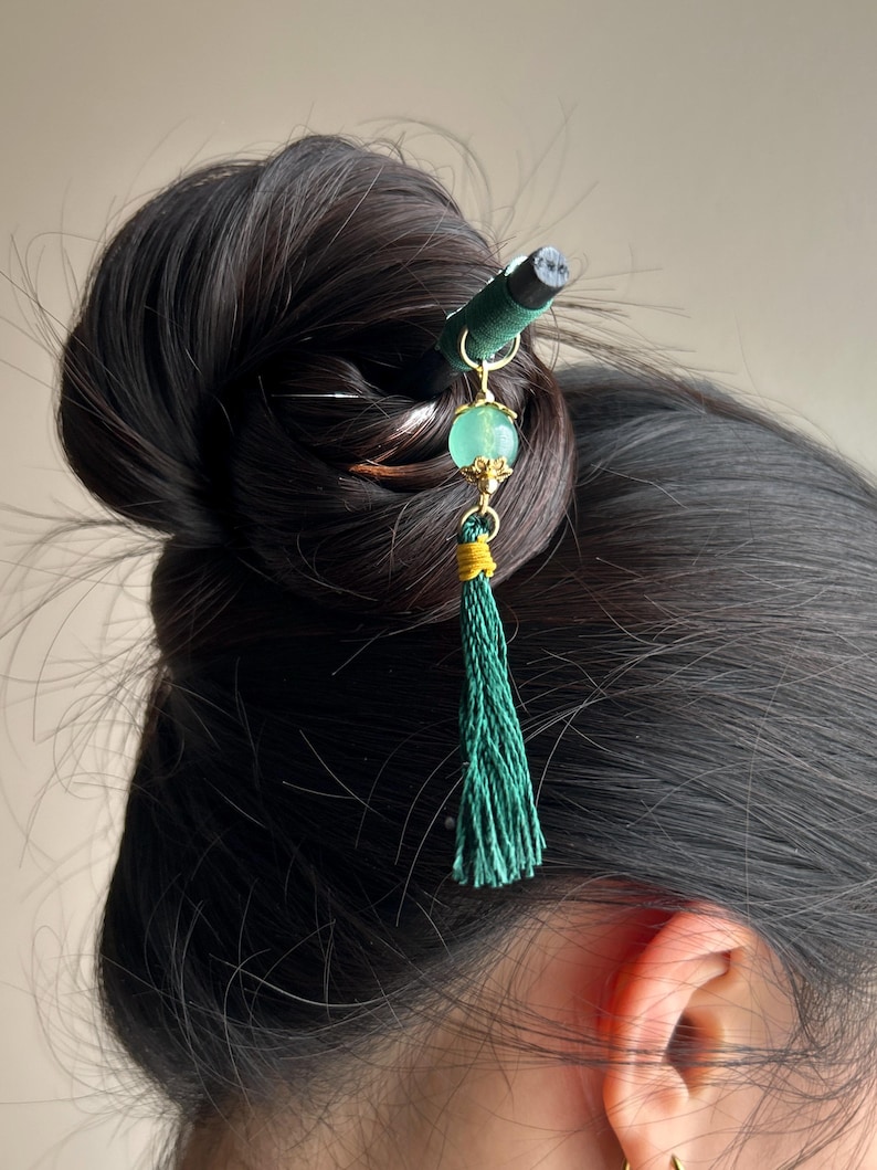 Handmade Jade Kanzashi Hair Stick: Traditional Japanese Hair Accessory ...