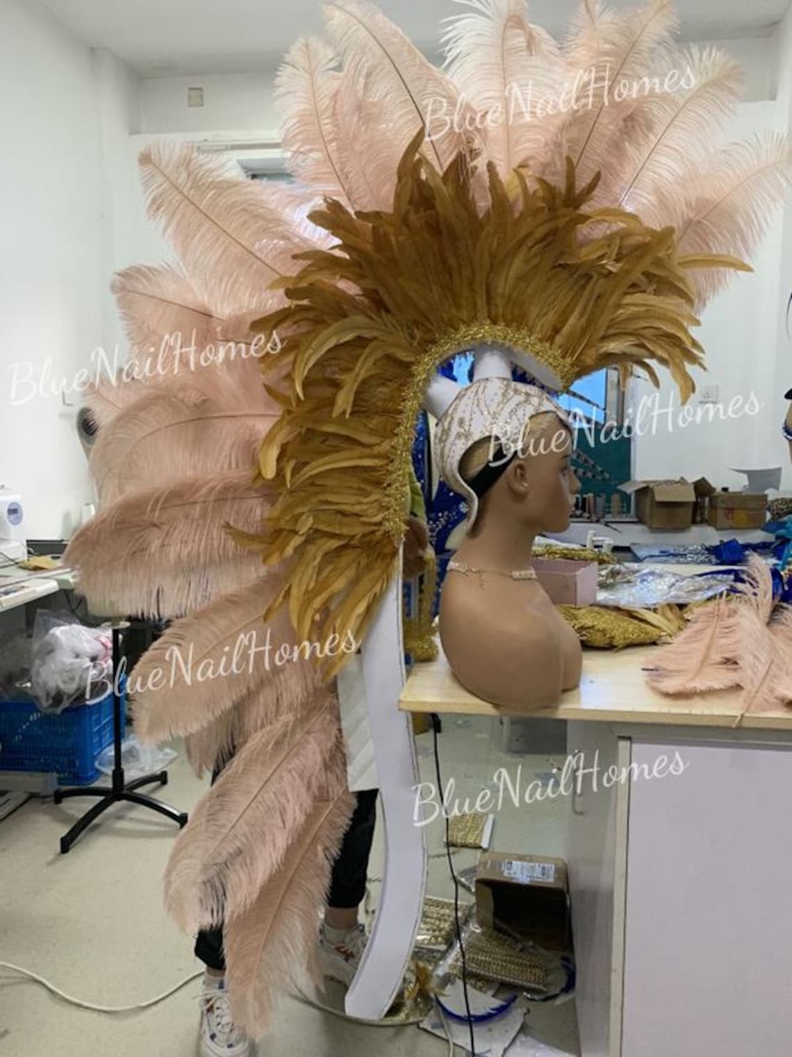Ostrich Feather Headdress: Samba Showgirl Crown for Carnival - Etsy