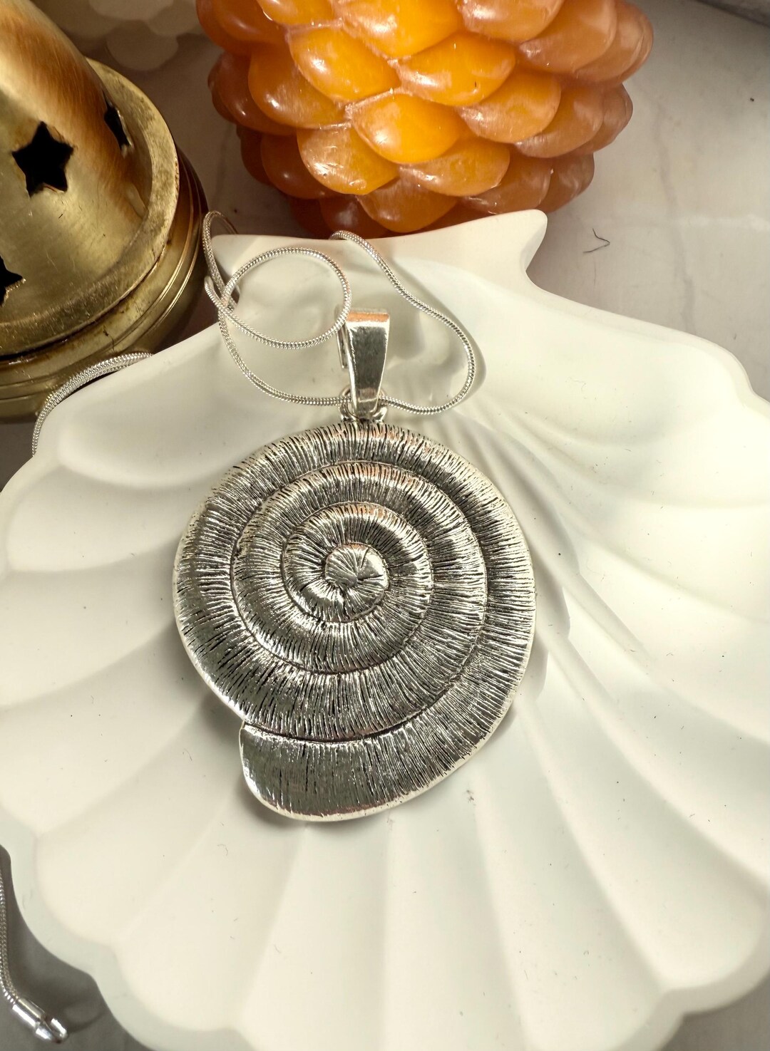 Silver Large Swirl Shell Pendant Necklace - Etsy