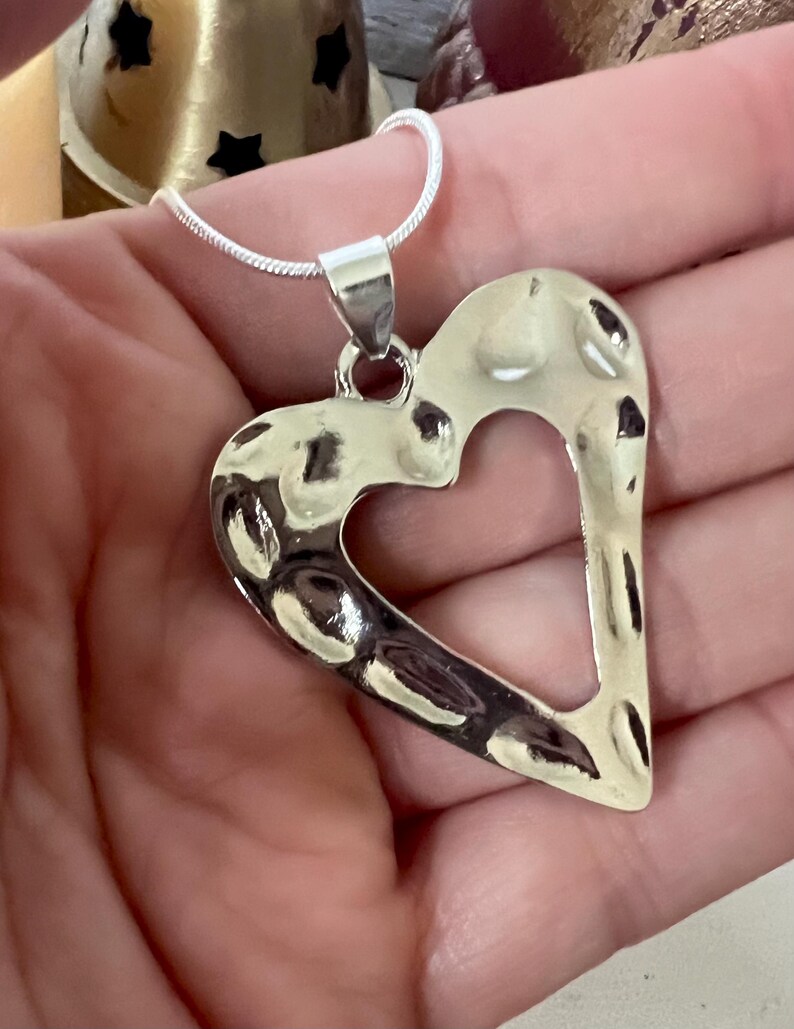 Collar con colgante de corazón de plata - Etsy España