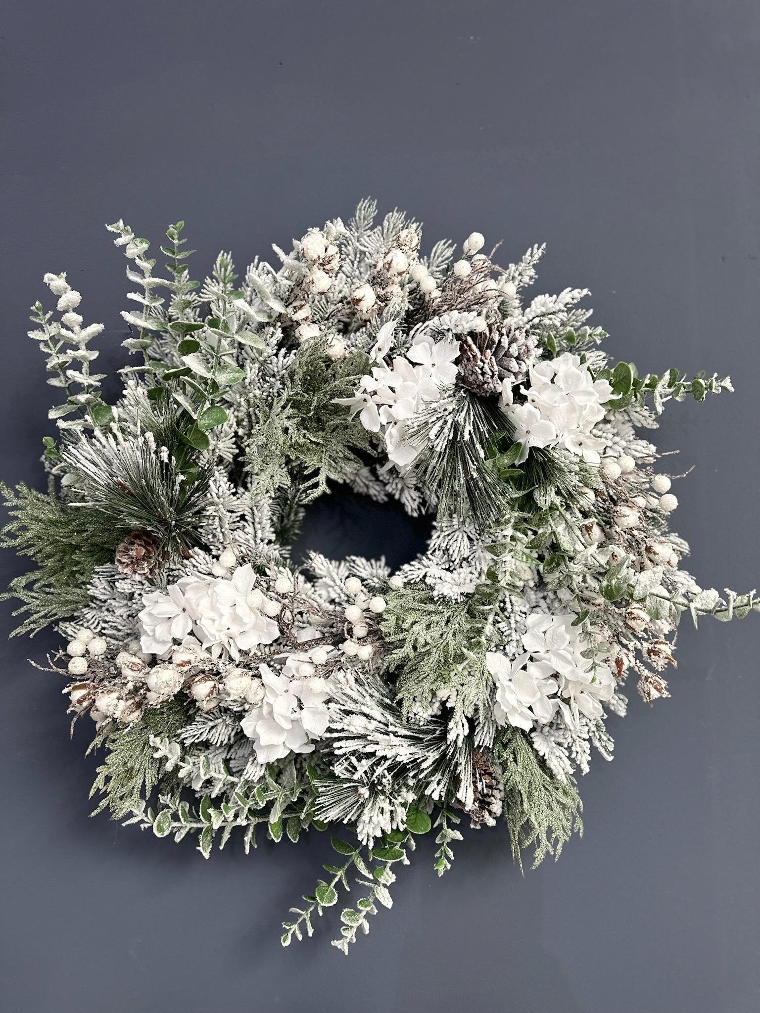 Big White Christmas Wreath, Artificial Wreath Crystallized Snow, Winter ...
