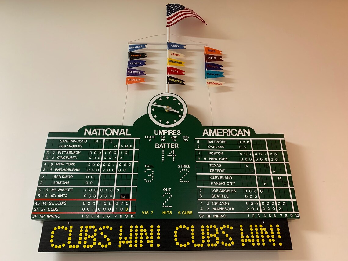 Chicago Cubs Wrigley Field Customized Scoreboard With Working Quartz ...