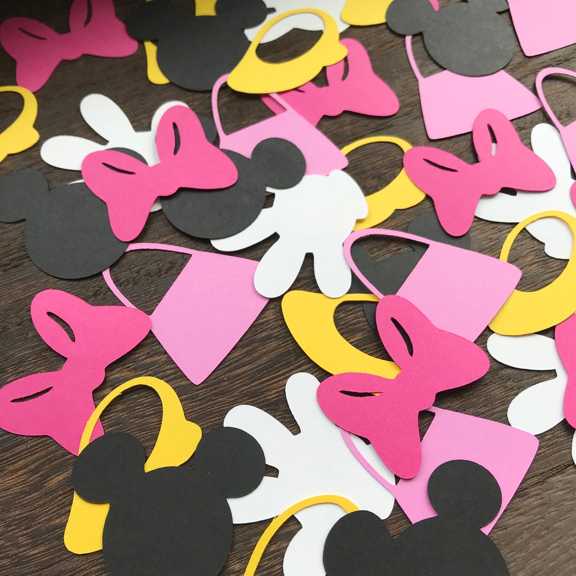 Minnie Mouse Confetti Set of 100 Babyshower Birthday Party - Etsy