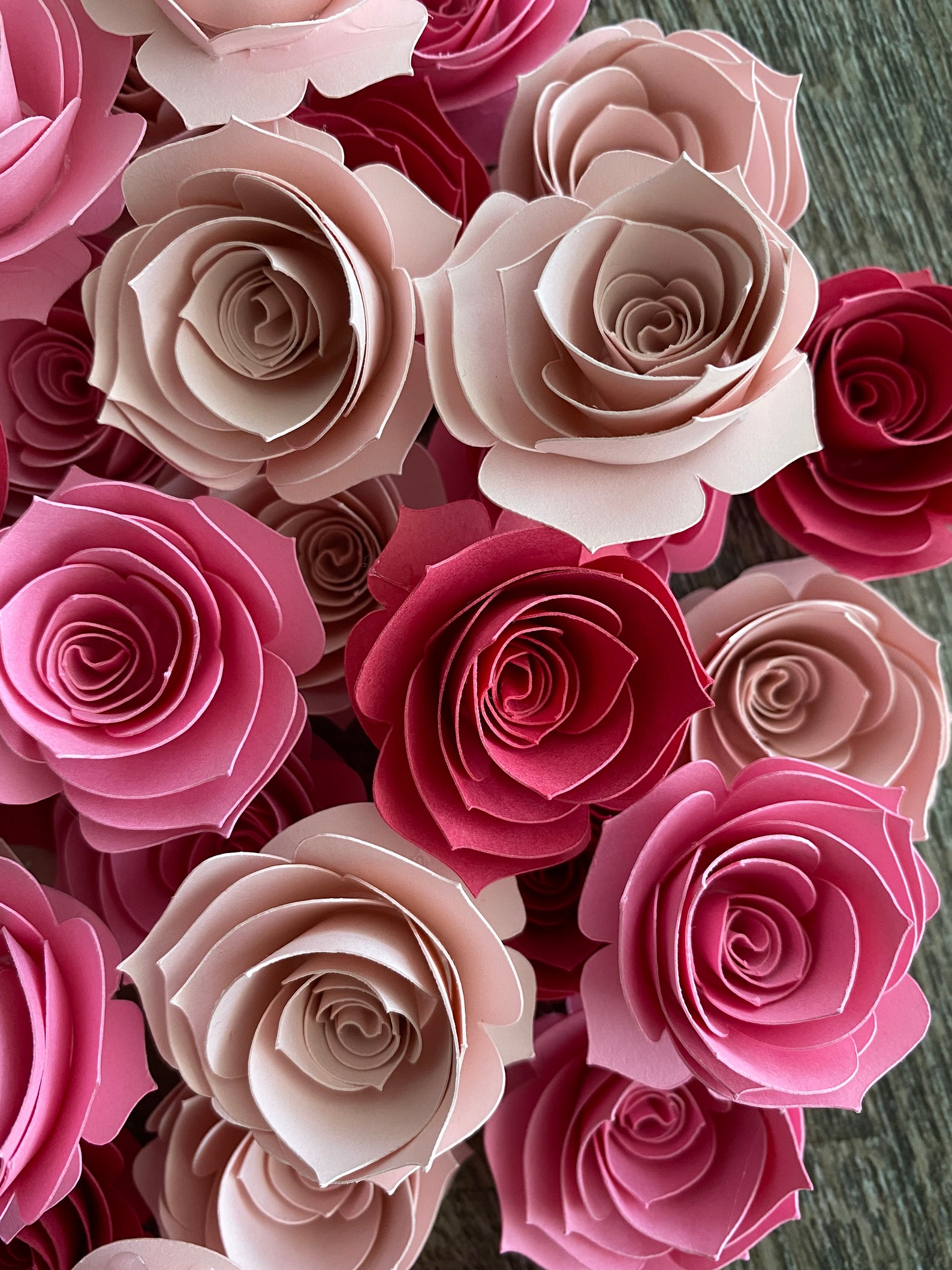 20 Pcs Rolled Roses - Etsy