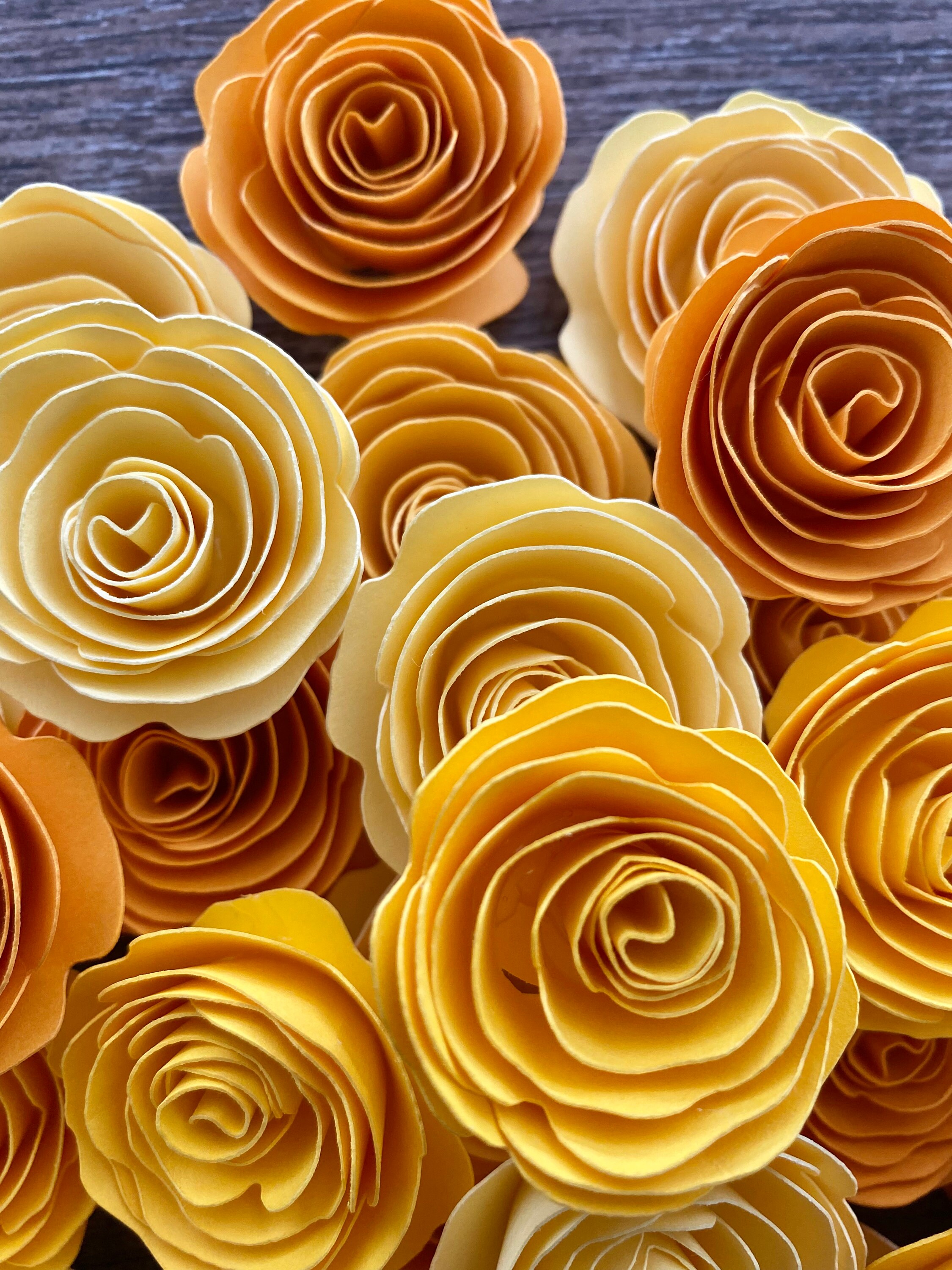 20 Pcs Rolled Flowers - Etsy