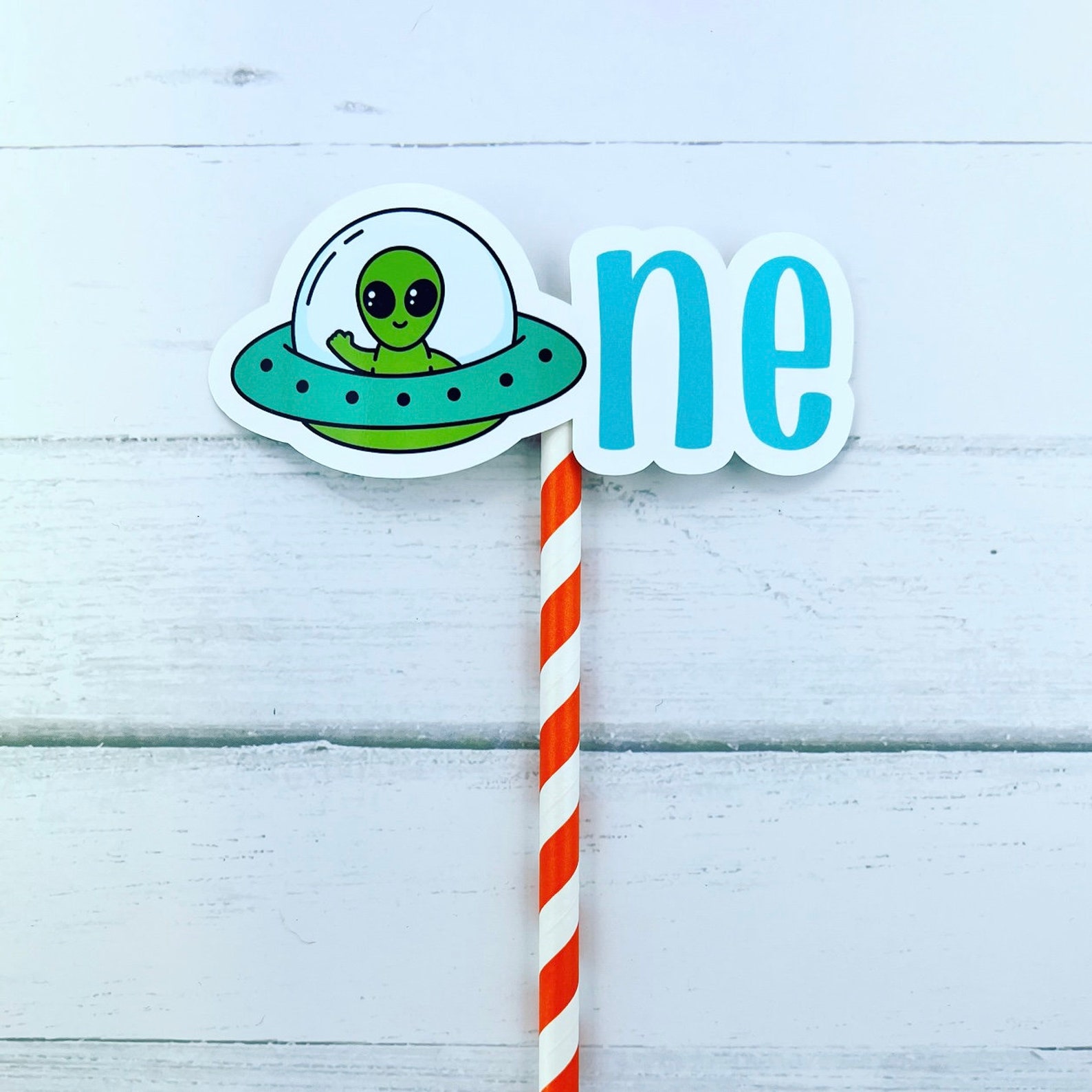 Space Alien Cake Topper - Etsy