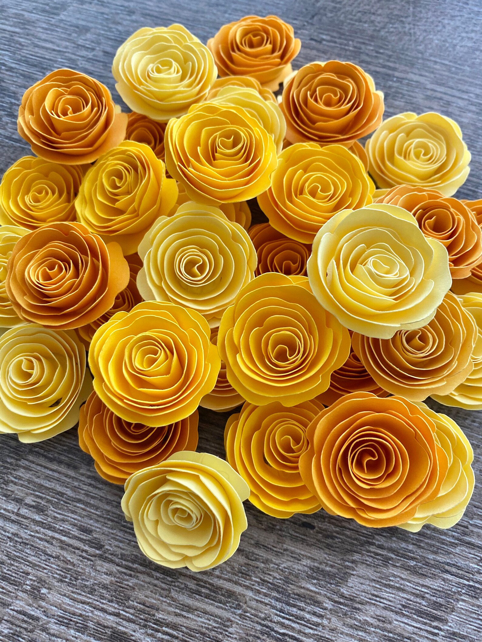 20 Pcs Rolled Flowers - Etsy