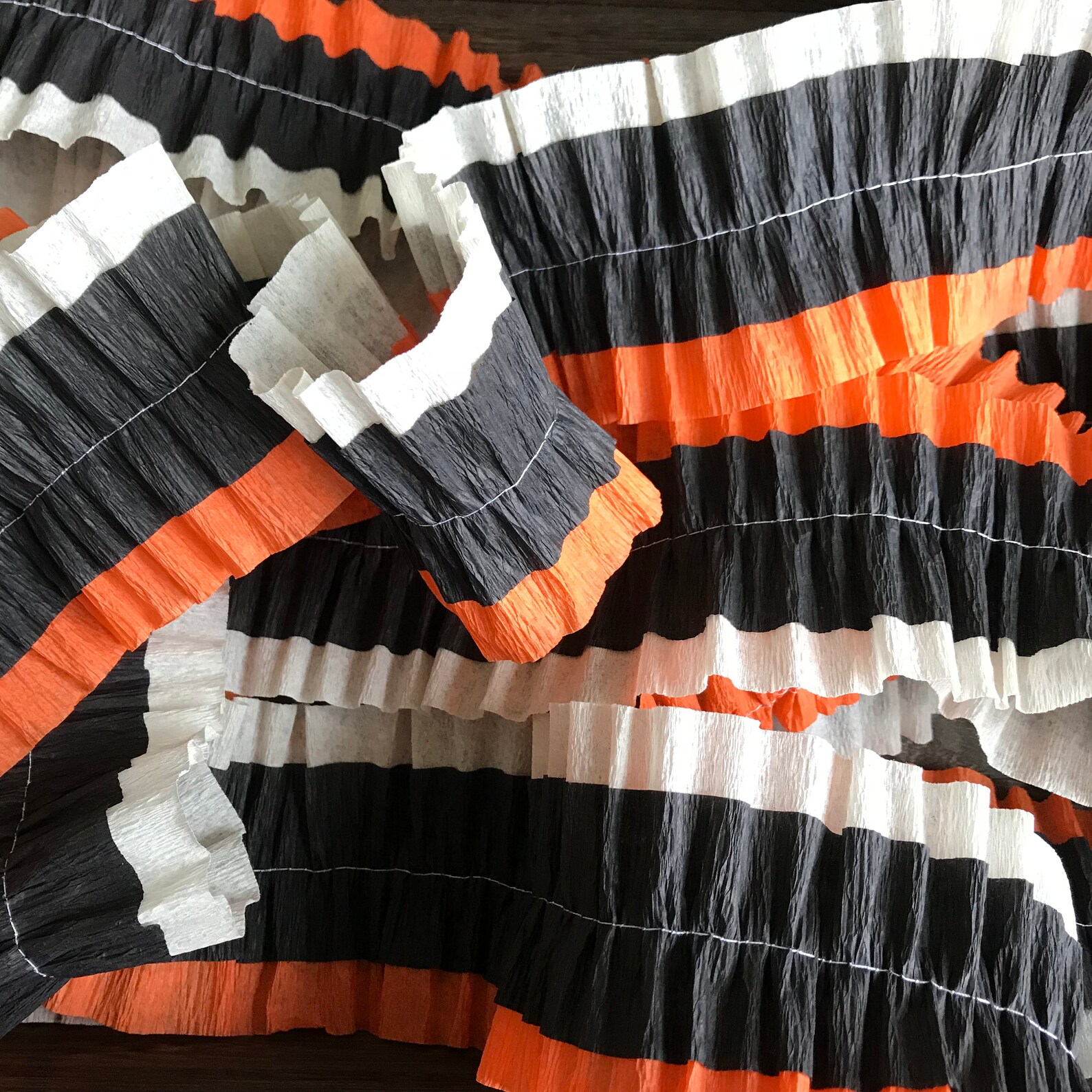 Ruffled Crepe Paper Streamers- Halloween Decorations , Party ...