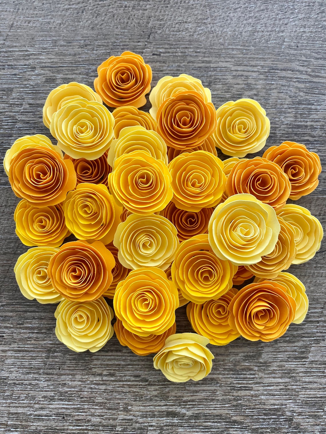 20 Pcs Rolled Flowers - Etsy