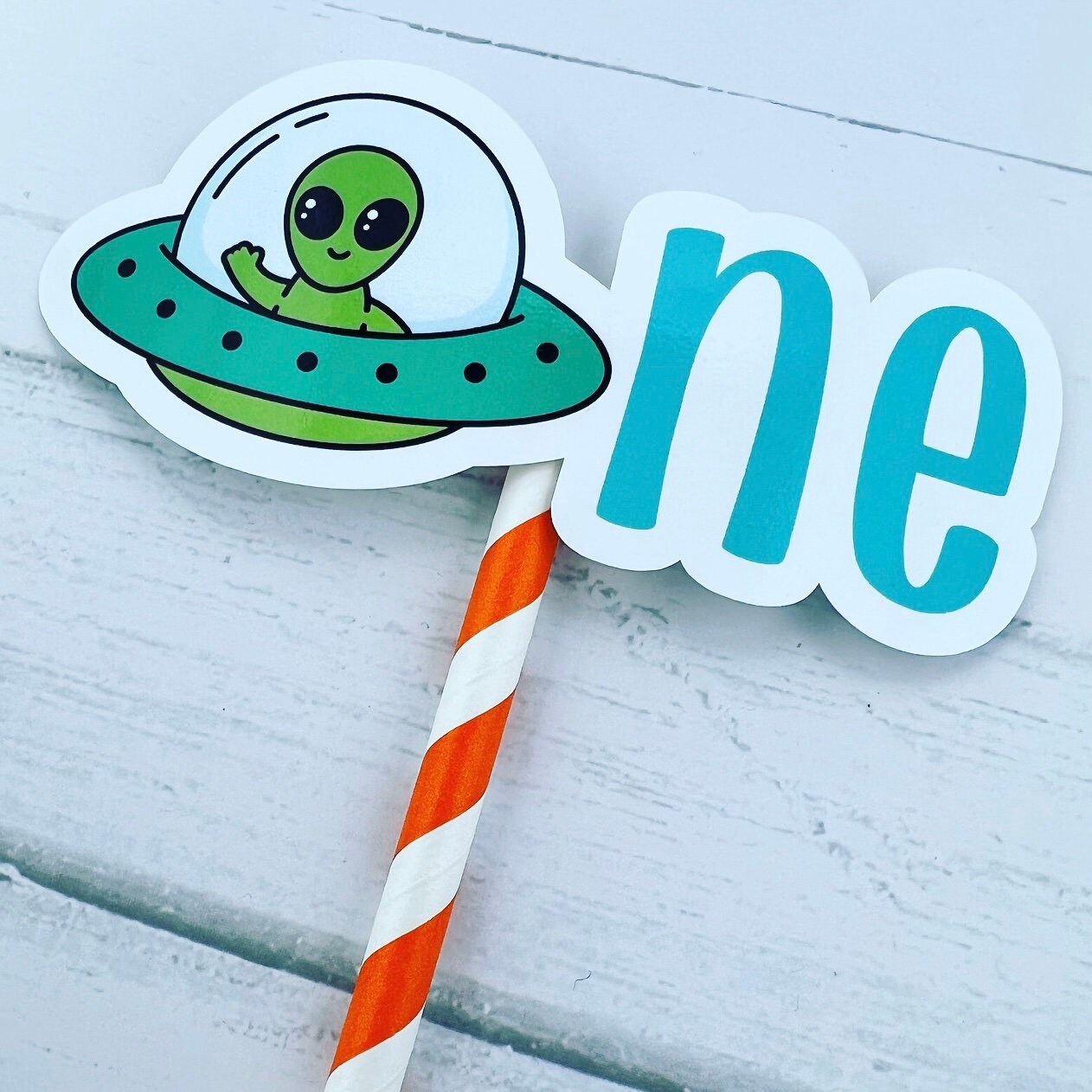 Space Alien Cake Topper - Etsy