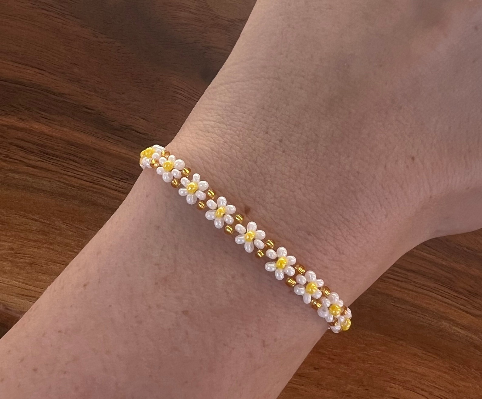 Hand Beaded Seed Bead Daisy Bracelets - Etsy