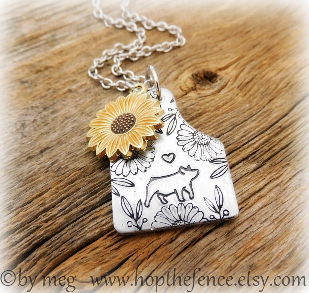 1 1/4" Tall- Floral Show Hog, Pig Necklace, Stock Show Jewelry, 4-H ...