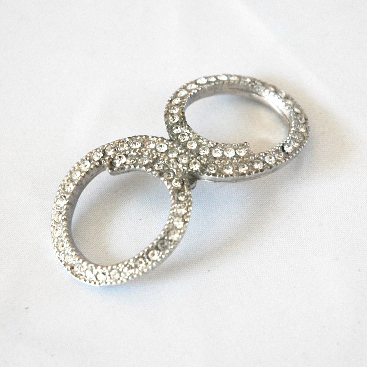 Vintage Rhinestone Finding, DIY Bride, Infinity-style Circle Design ...