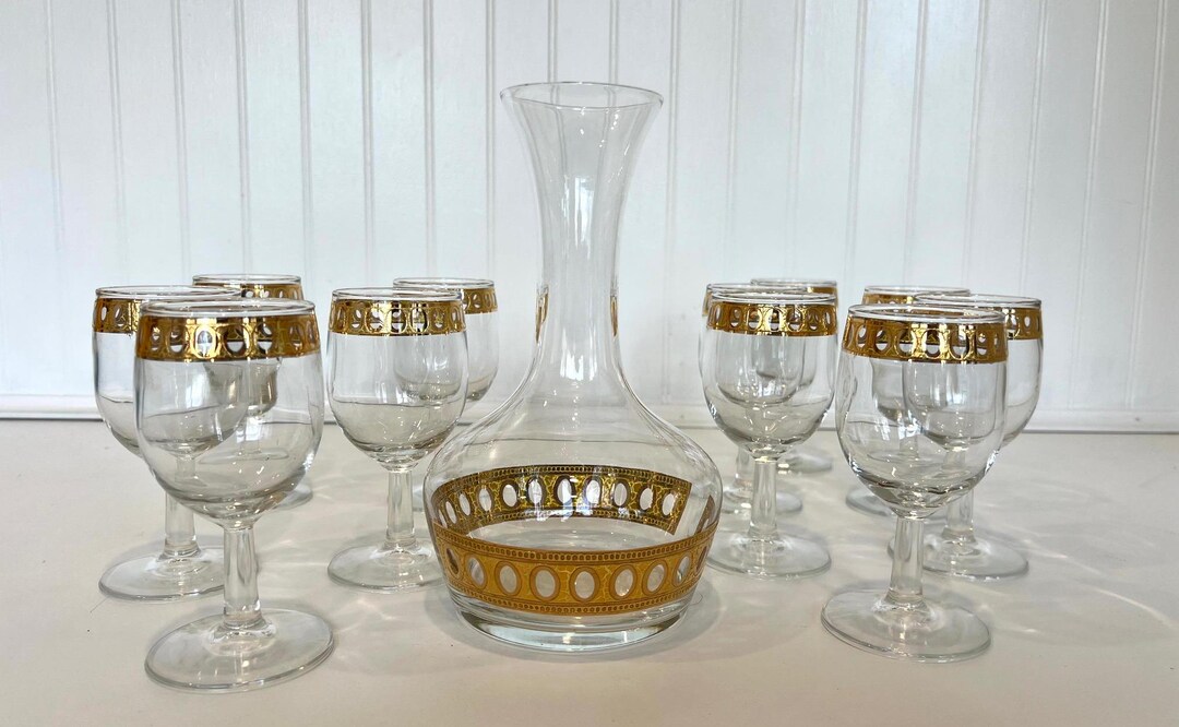 Culver 22K Gold Trimmed Decanter and 11 Wine Glasses; Vintage Gold ...