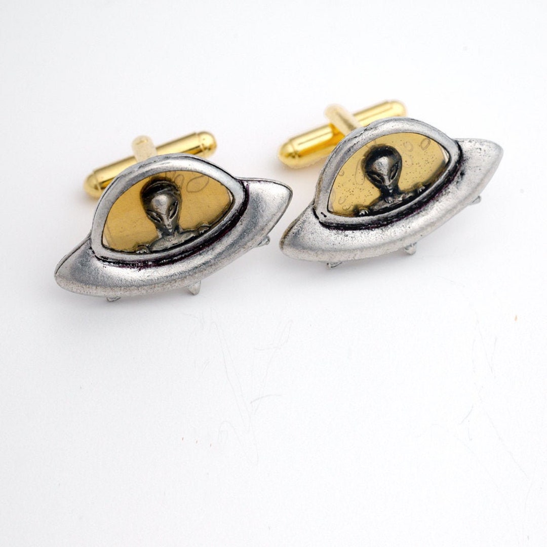 UFO Scifi Cufflinks Silver and Gold Outer Space Sci Fi Aliens Spaceship ...