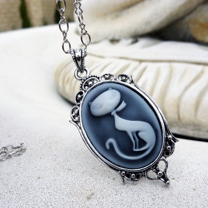 Cat Cameo Necklace - Etsy