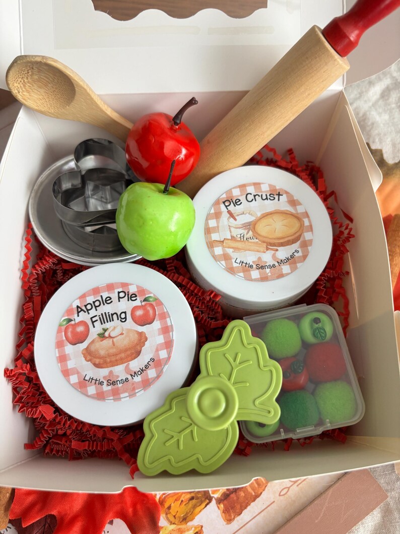 Apple Pie Sensory Kit | Cinnamon Apple Play Dough | Fall Activity Bin ...