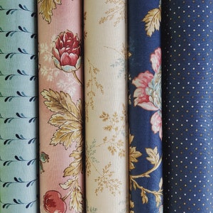 Super Bloom Fabric Fat Quarter: Shabby Chic Romantic Floral Cotton - Etsy