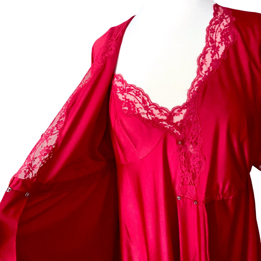 Shadowline Lacy Red Nylon Peignoir Set in Size Medium, Fitted Nightgown ...