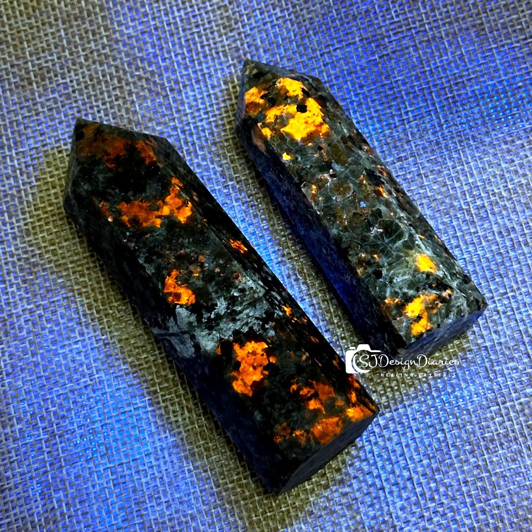 Natural Yooperlite Crystals Tower, Crystal Obelisk Point, Abundant in ...