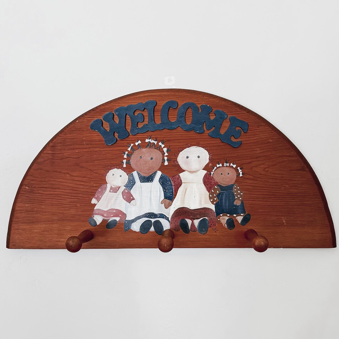 Vintage Wooden Welcome Sign With Rag Dolls: Country Cottage Peg Rack - Etsy