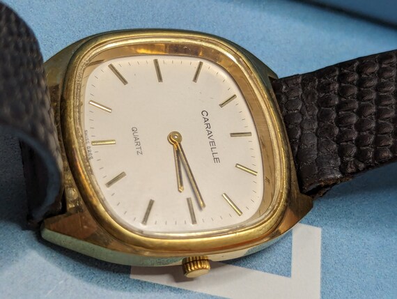 Vintage Men Watch CARAVELLE WORKING Quartz movement - Gem