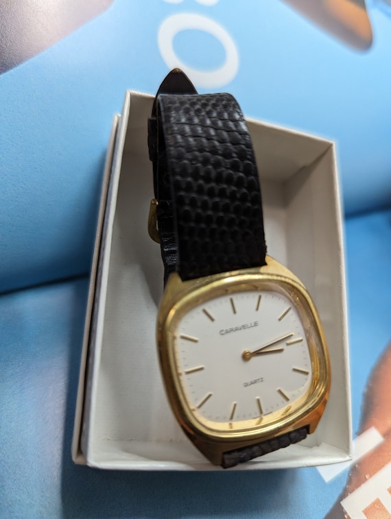 Vintage Men Watch CARAVELLE WORKING Quartz movement - Gem