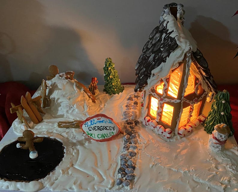 Alpine Gingerbread House Template - Etsy