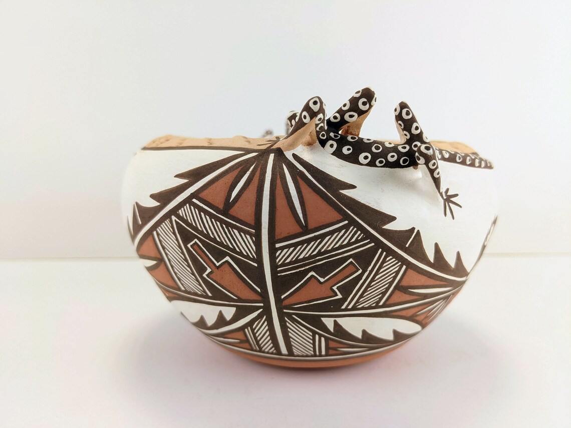 Zuni Pueblo Pottery by Noreen Simplicio - Etsy