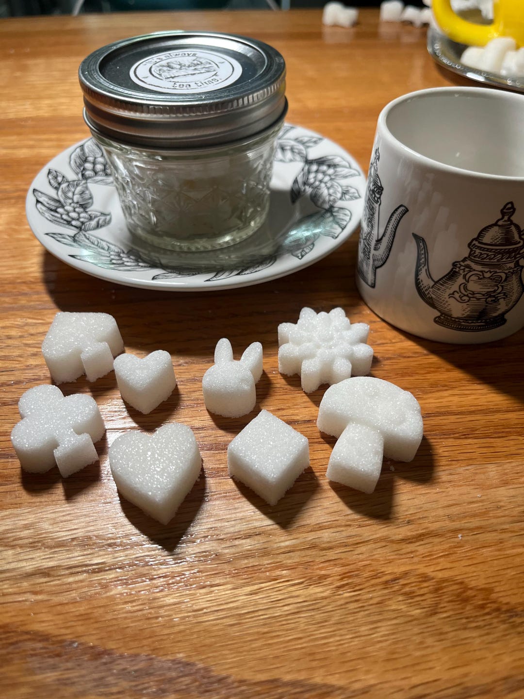 Alice in Wonderland 17 Mixed Sugar Cubes in Galss Jar Gourmet Sugar ...