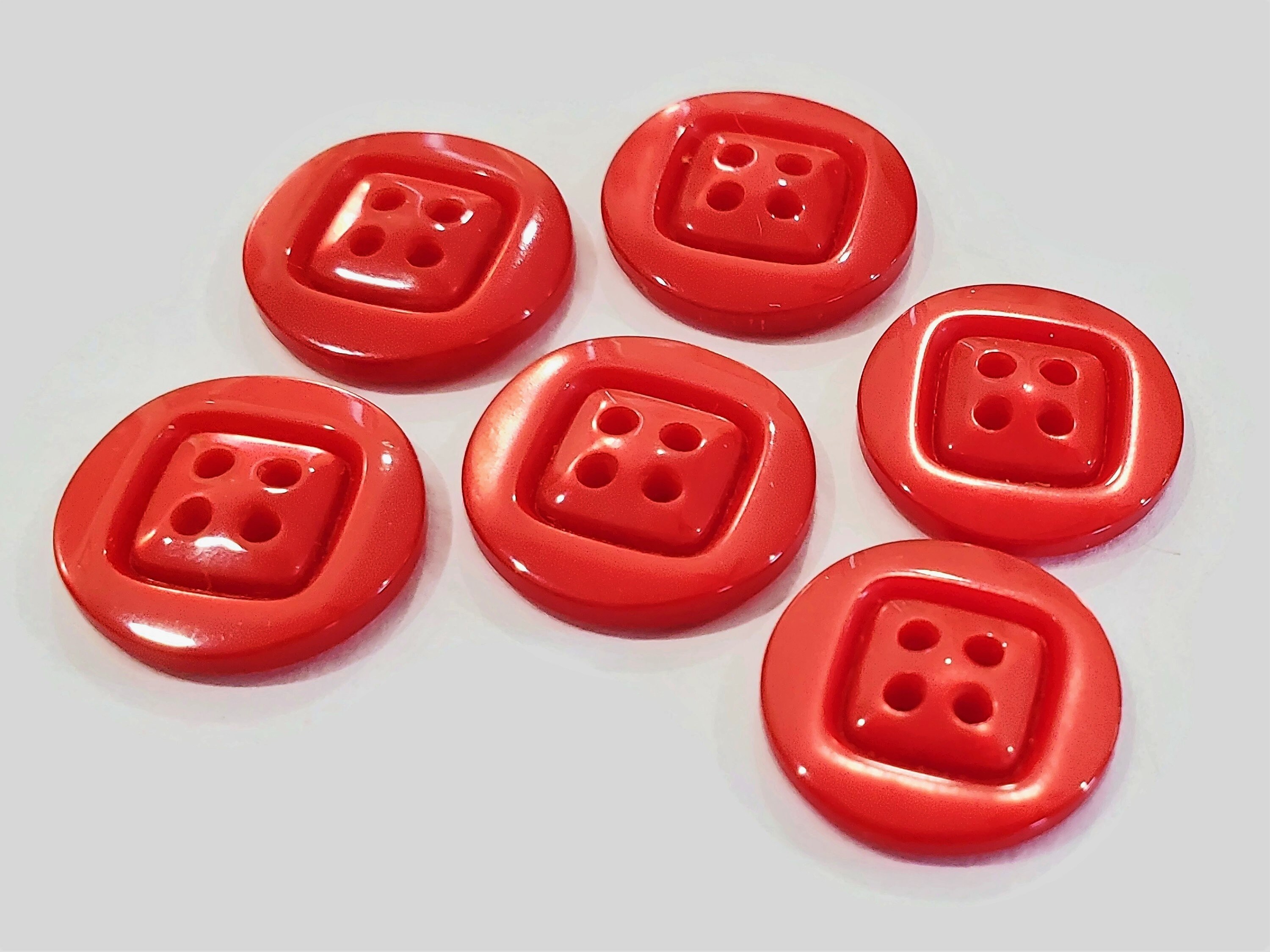 Cherry Red Vintage Buttons 3/4 inch Plastic Sewing Buttons | Etsy