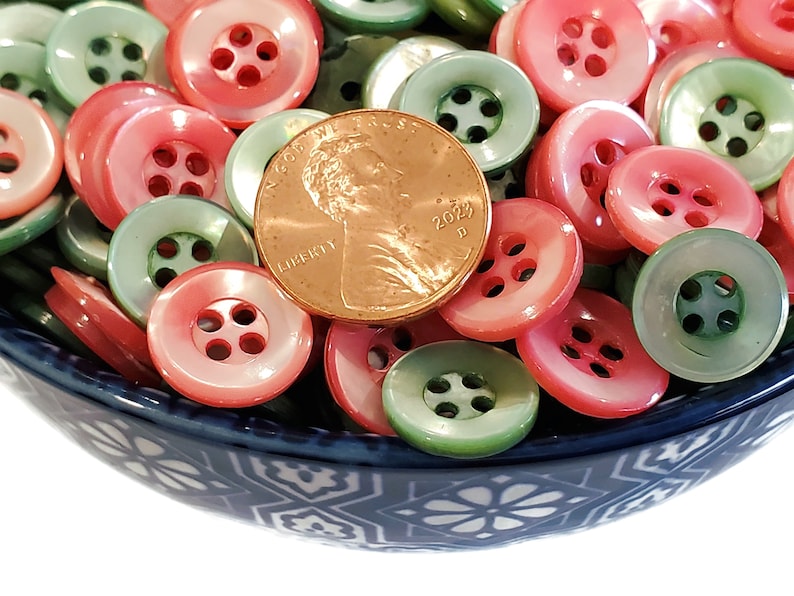 Vintage Mother of Pearl Buttons: Pink & Mint Green, 12mm Sewing Buttons ...