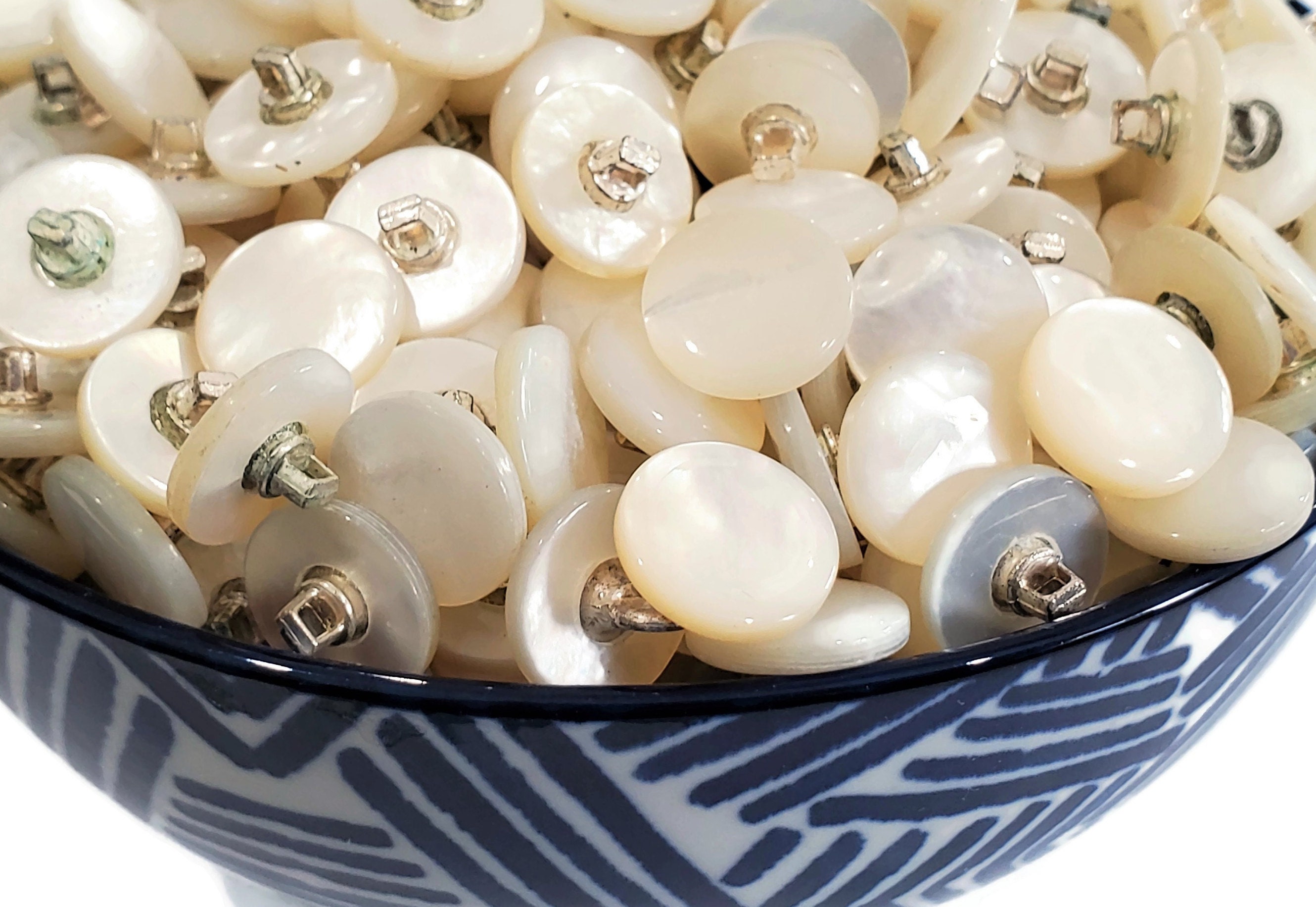Vintage Mother of Pearl Buttons With Metal Shank, Shell Sewing Buttons ...