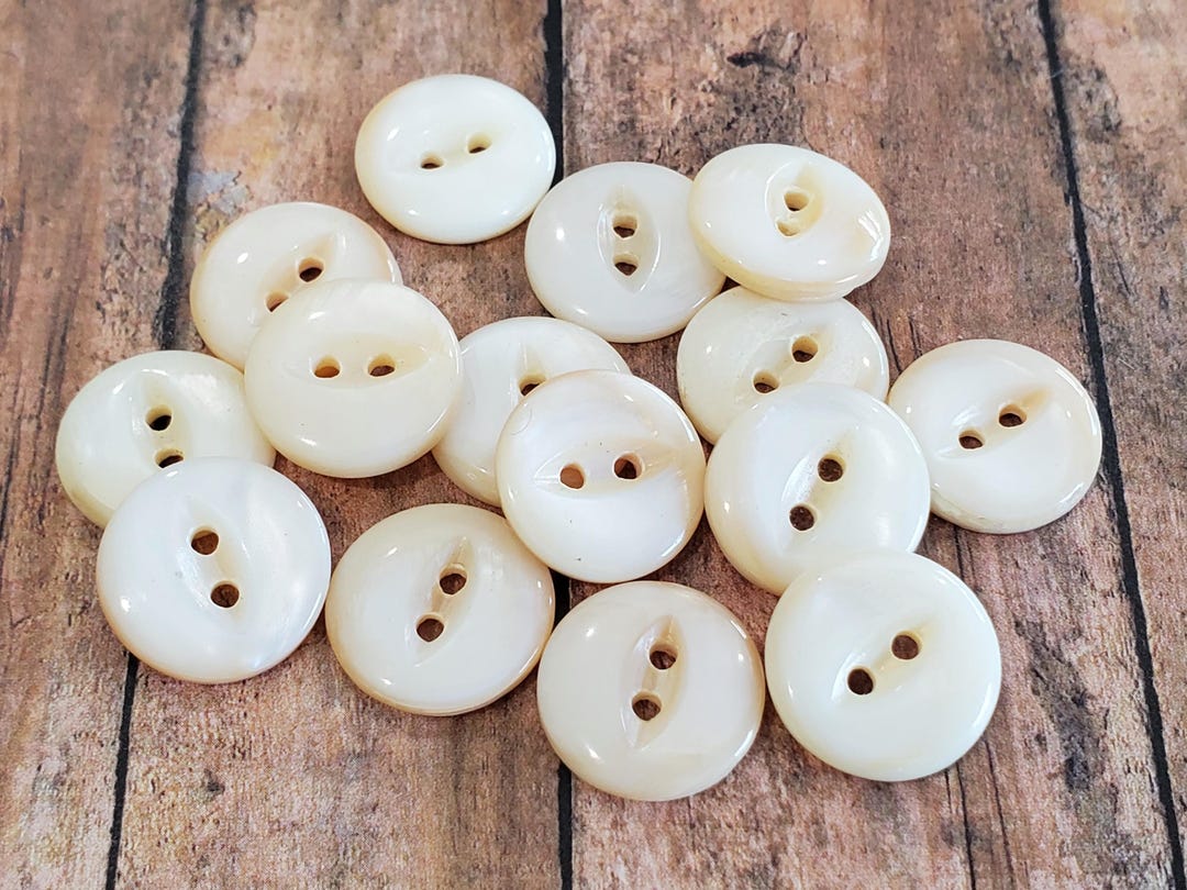 Vintage Mother of Pearl Cat Eye Buttons in Dappled Fawn, 12 Pieces for ...