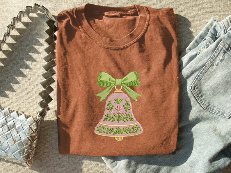 4 Size Xmas Bel Embroidery Design, Floral Xmas Bell Embroidery Design ...