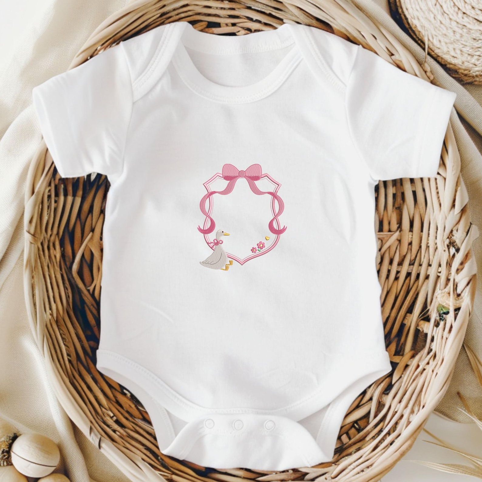 4 Size Goose Crest Frame Embroidery Design, Goose Frame Embroidery ...