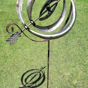 Heavy Duty Globe Weather Vane Style Metal Welded Yard Stake Wind ...