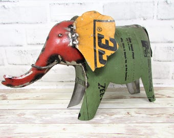 Rustic Repurposed Recycled Vintage Scrap Metal Green Laying Sassy Frog ...