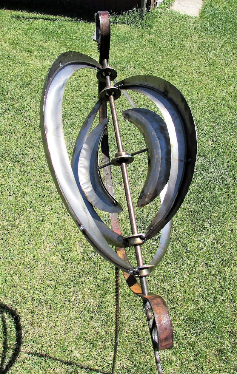 Heavy Duty Globe Weather Vane Style Metal Welded Yard Stake Wind ...