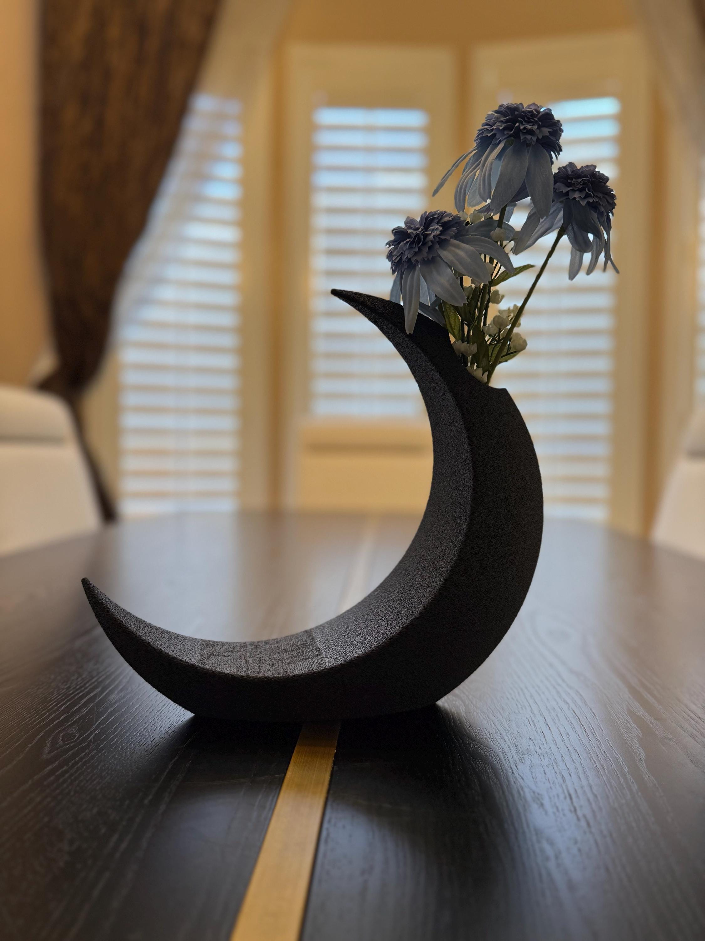 Crescent Moon Vase | Decorative Flower Holder | Modern Minimalist Home ...