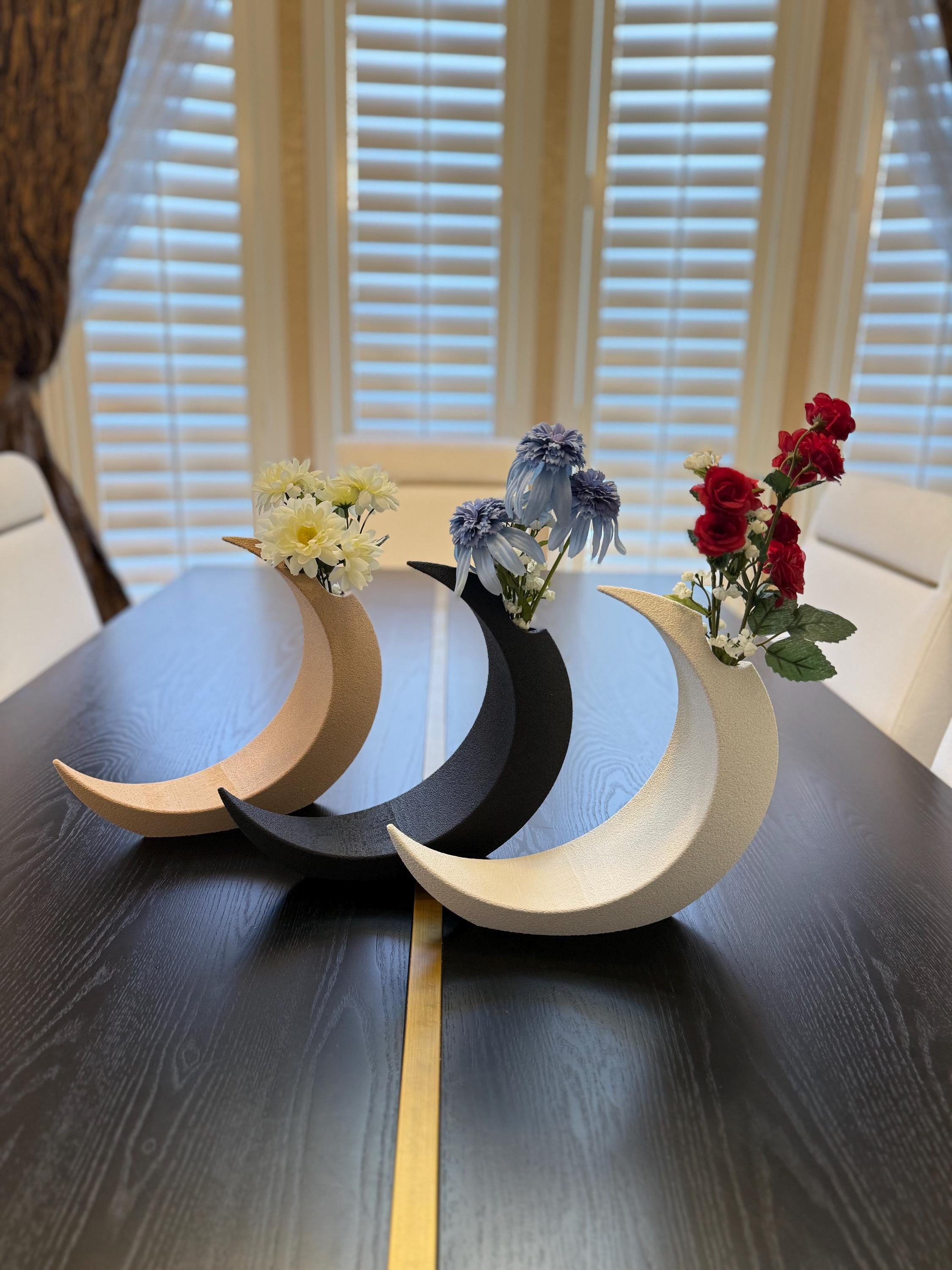 Crescent Moon Vase | Decorative Flower Holder | Modern Minimalist Home ...