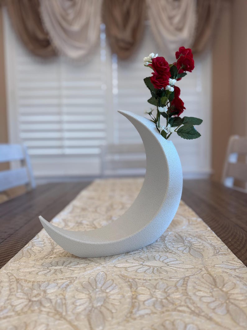 Crescent Moon Vase | Decorative Flower Holder | Modern Minimalist Home ...
